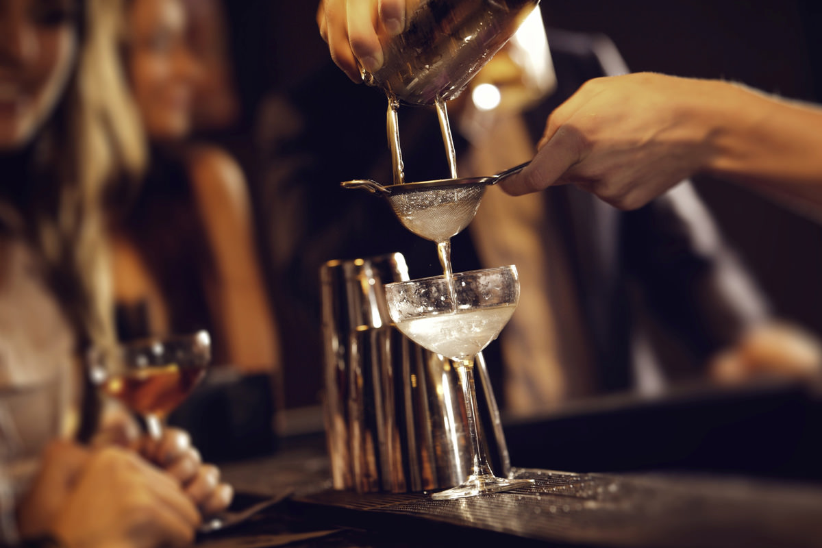 8 Things Your Bartender Wants You to Know – Saucey Blog